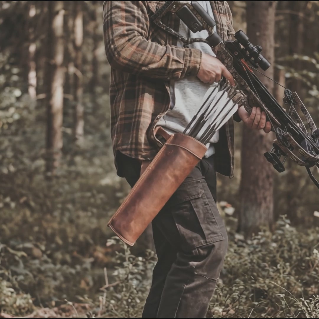 The Marksman Sling Hip Quiver for Bolts – StockyardX, The Leather Store
